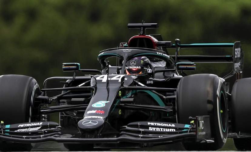 lewis-hamilton-black-mercedes-001.jpg