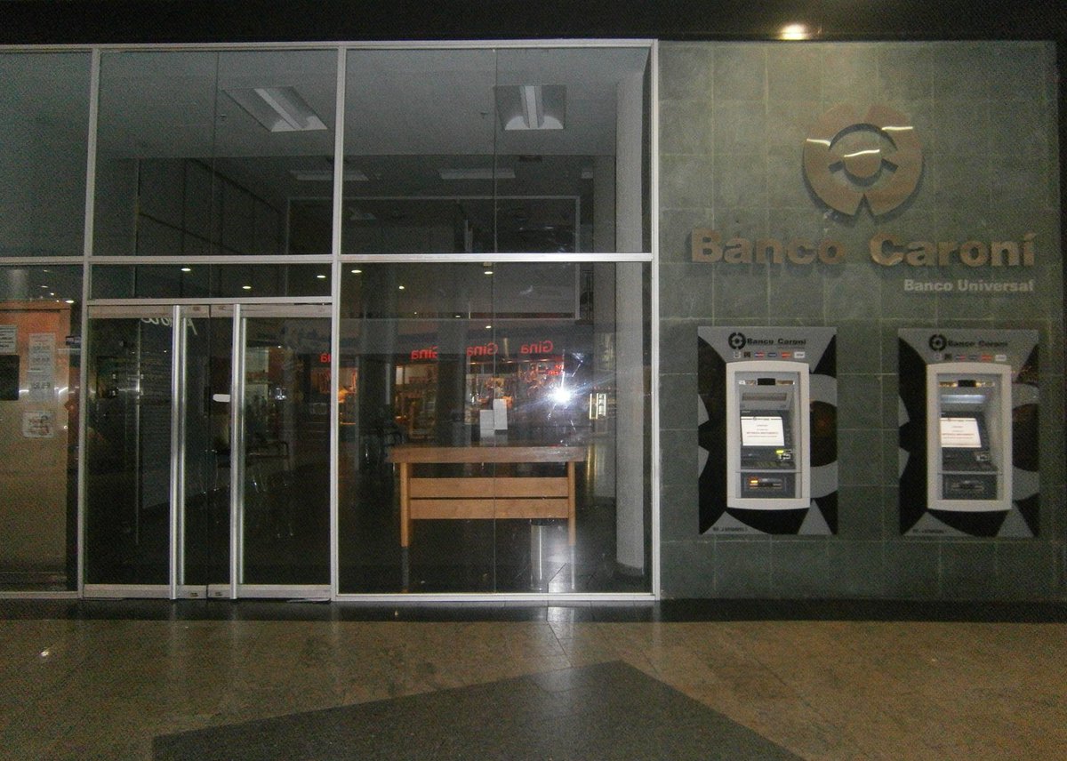 bancocaroni.jpg