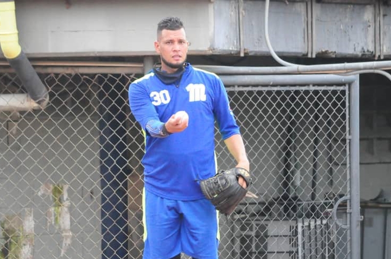 Yohán Pino será el abridor de Magallanes en el debut - Diario Primicia