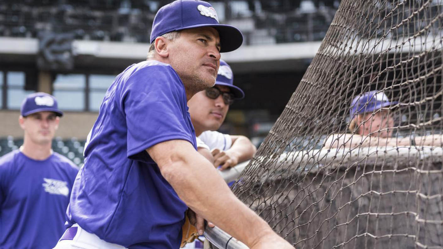 vizquel-1410x793-1.jpg