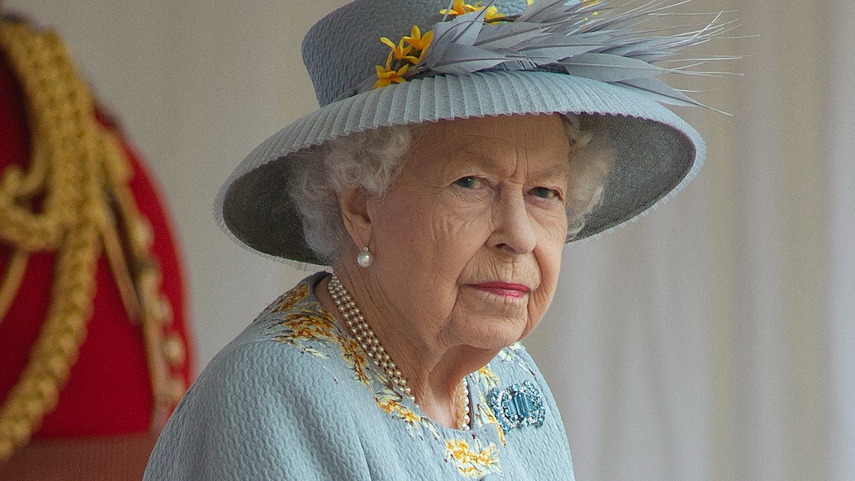 reina-isabel-ii-083240.jpg