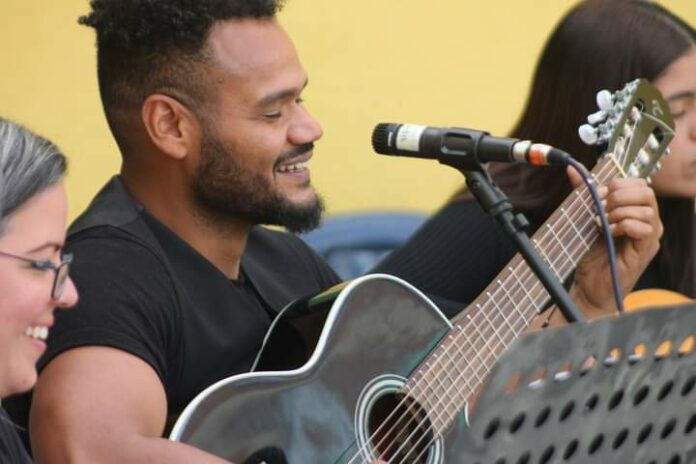 Cortesía | Igonel Madriz es un profesor y músico egresado de la ...