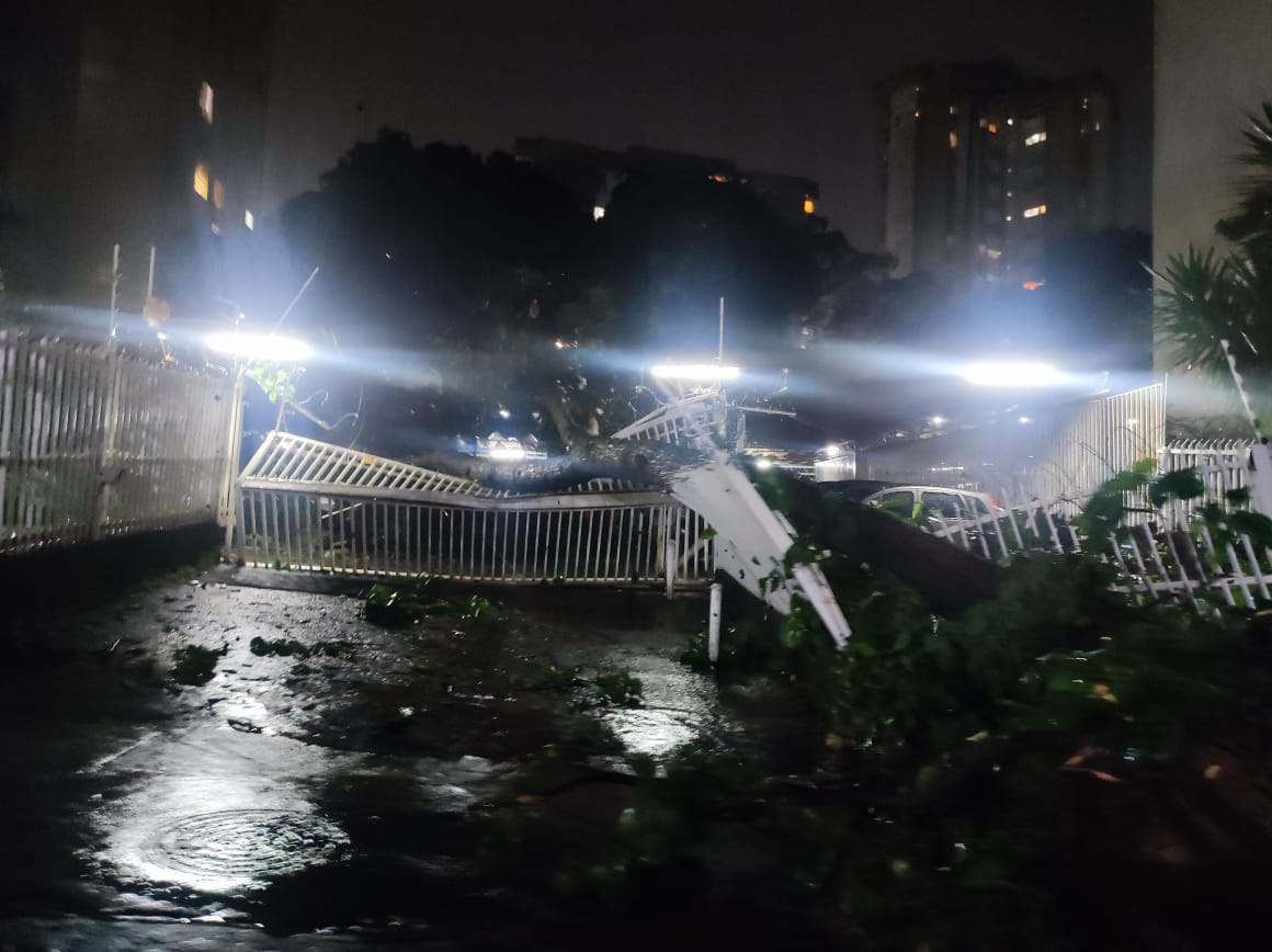 lluvia-en-caracas2.jpeg