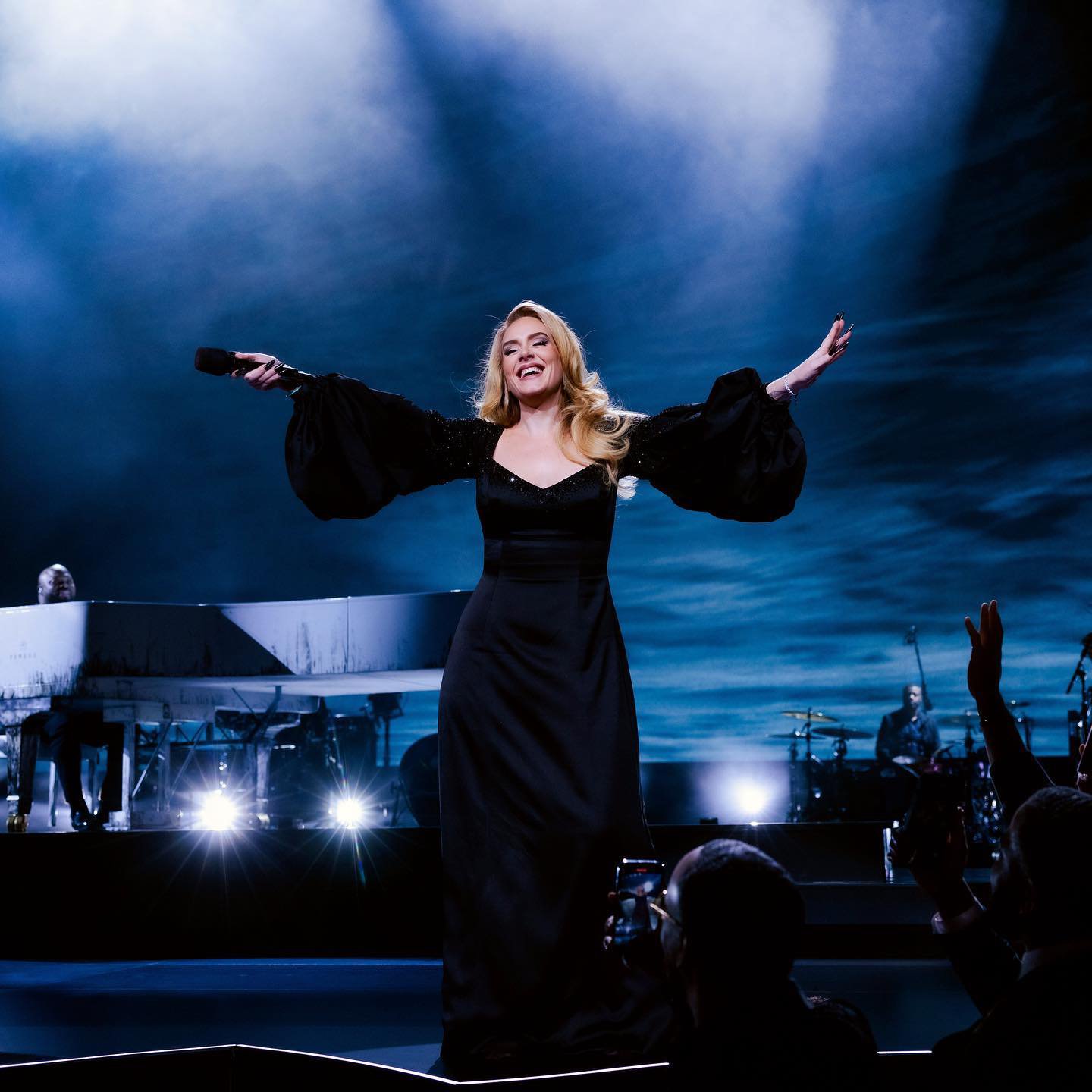 adele.jpg