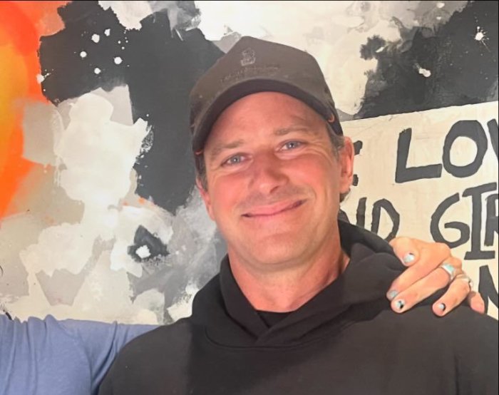 Armie-Hammer-.jpg