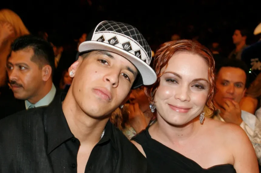 esposa-de-daddy-yankee.webp