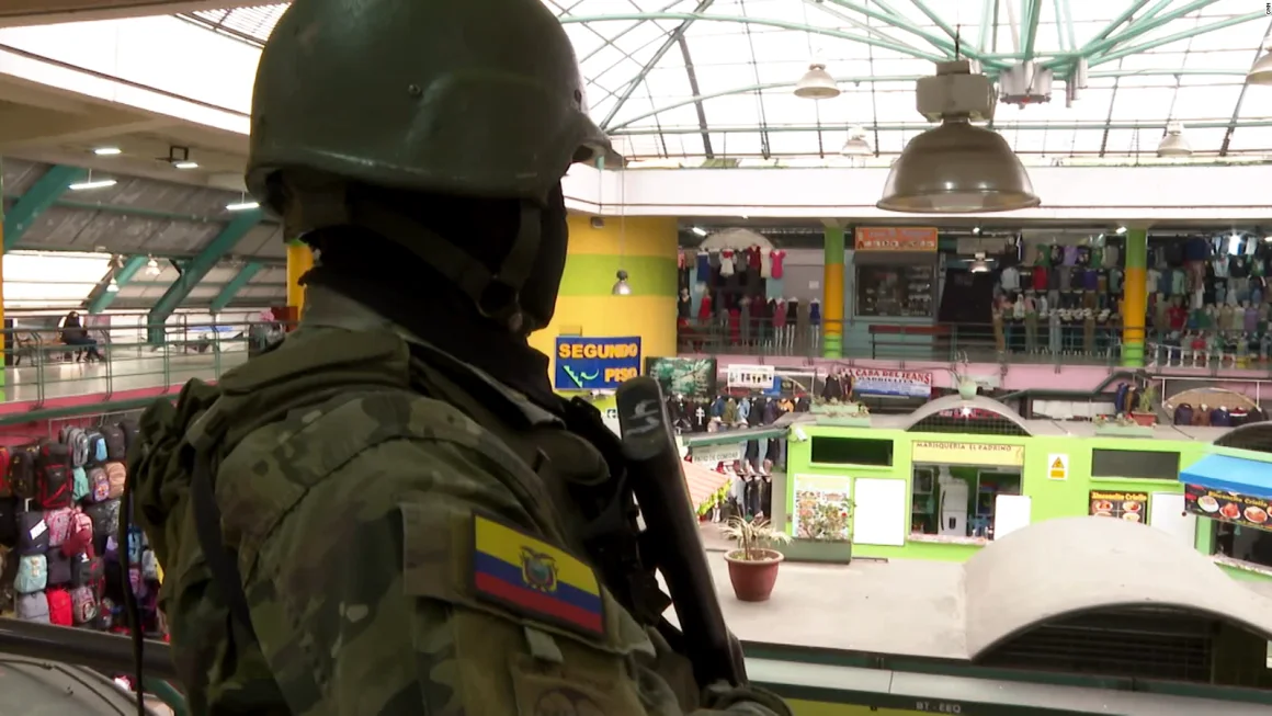 militares-Ecuador.webp