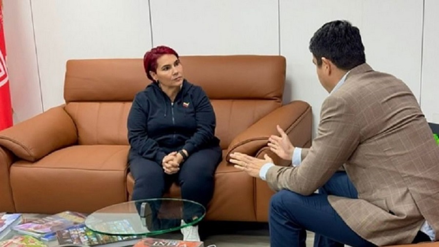 ministra-leticia-gomez-y-el-presidente-de-estelar-boris-serrano ...