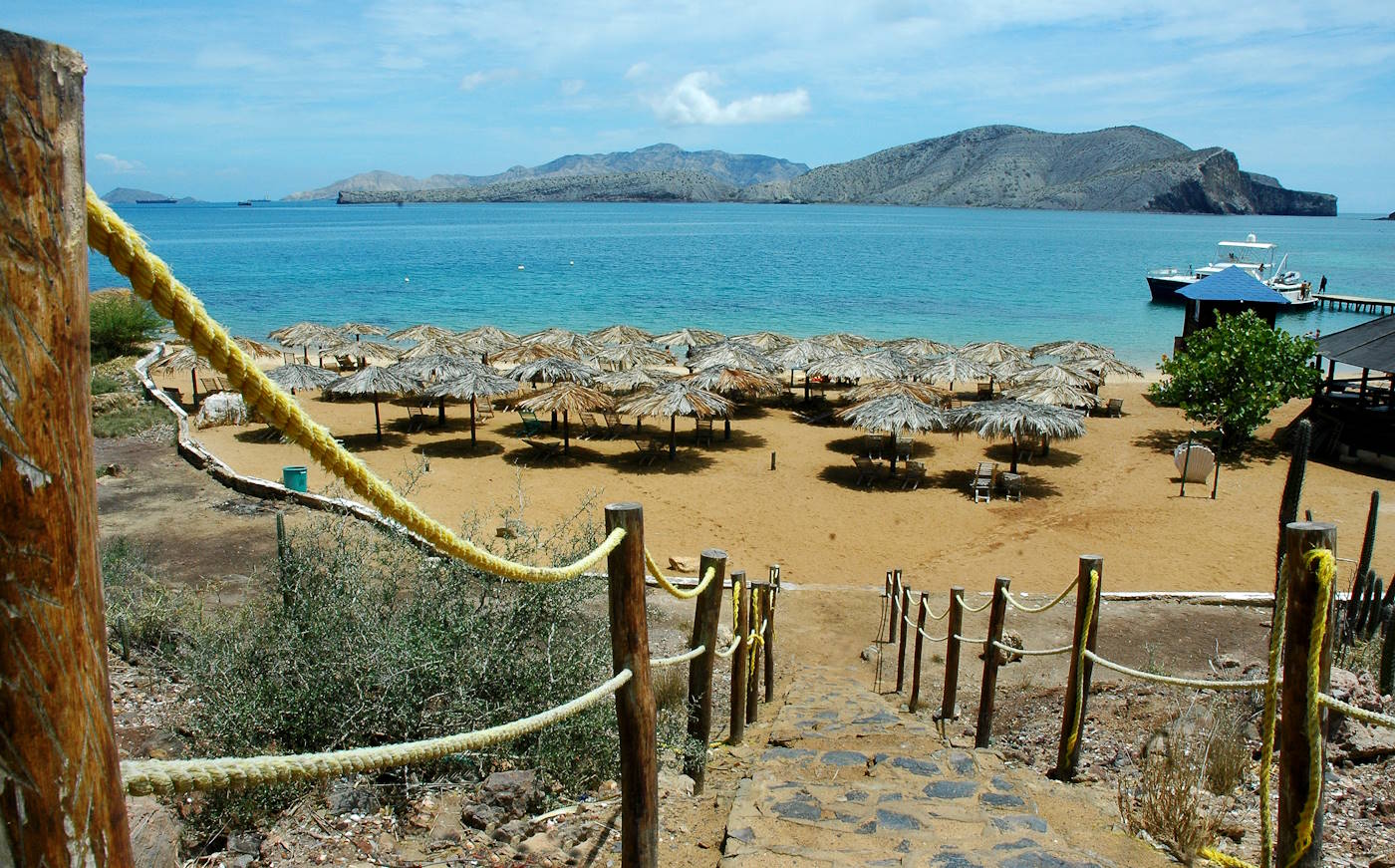 Parque-Mochima-Playa-El-Saco-sm.jpg